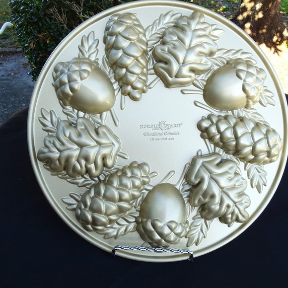 Nordic Ware | Kitchen | Nordic Ware Woodland Cakelets Baking Pan Autumn ...